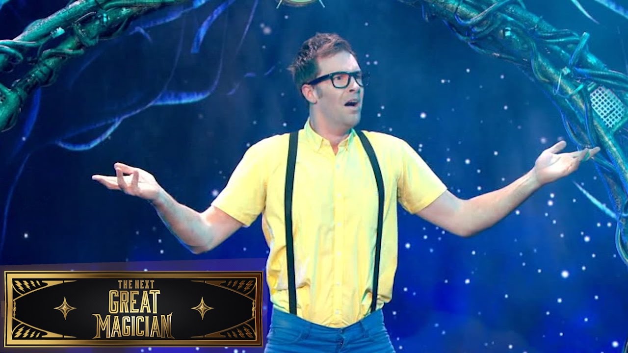 Monday Magic - Magus Utopia - Gingermagic - Magician Bristol - Damian Surr